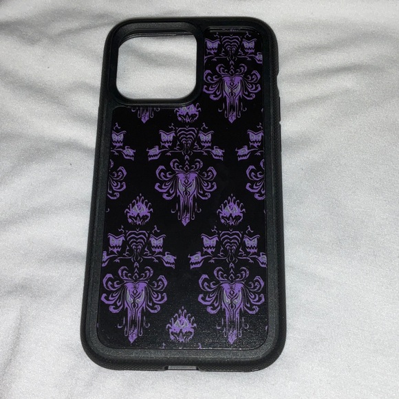 Disney | Cell Phones & Accessories | Iphone 5 Pro Max Disney Haunted ...
